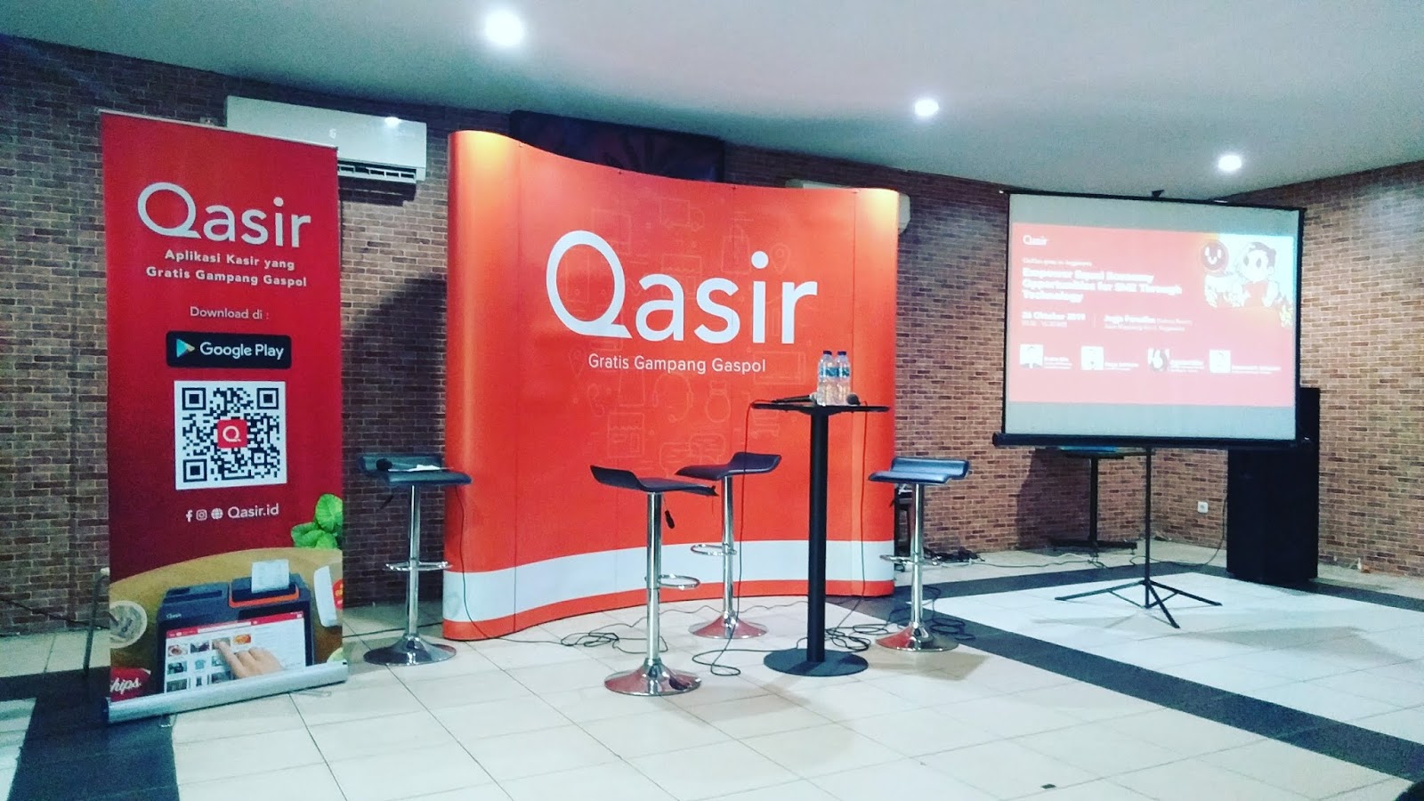 Qumpul Qasir : Meningkatkan Peluang Ekonomi Melalui Teknologi