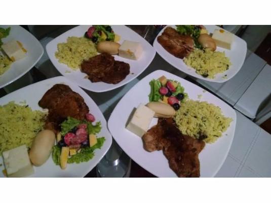 ROSE EVENTS S.A.S: COMIDAS DE EVENTOS