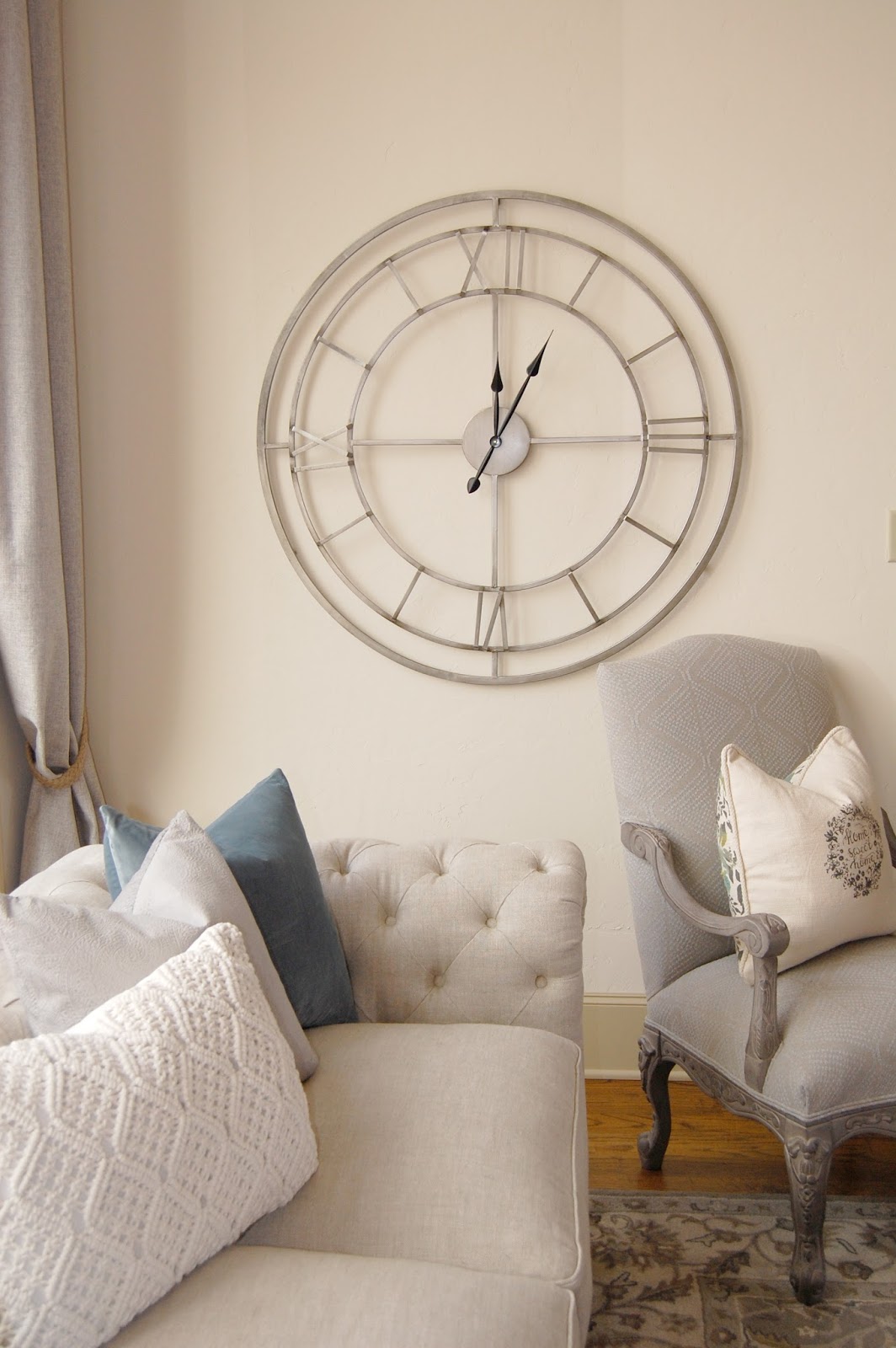 Style with Wisdom: Stunning French Country Sitting