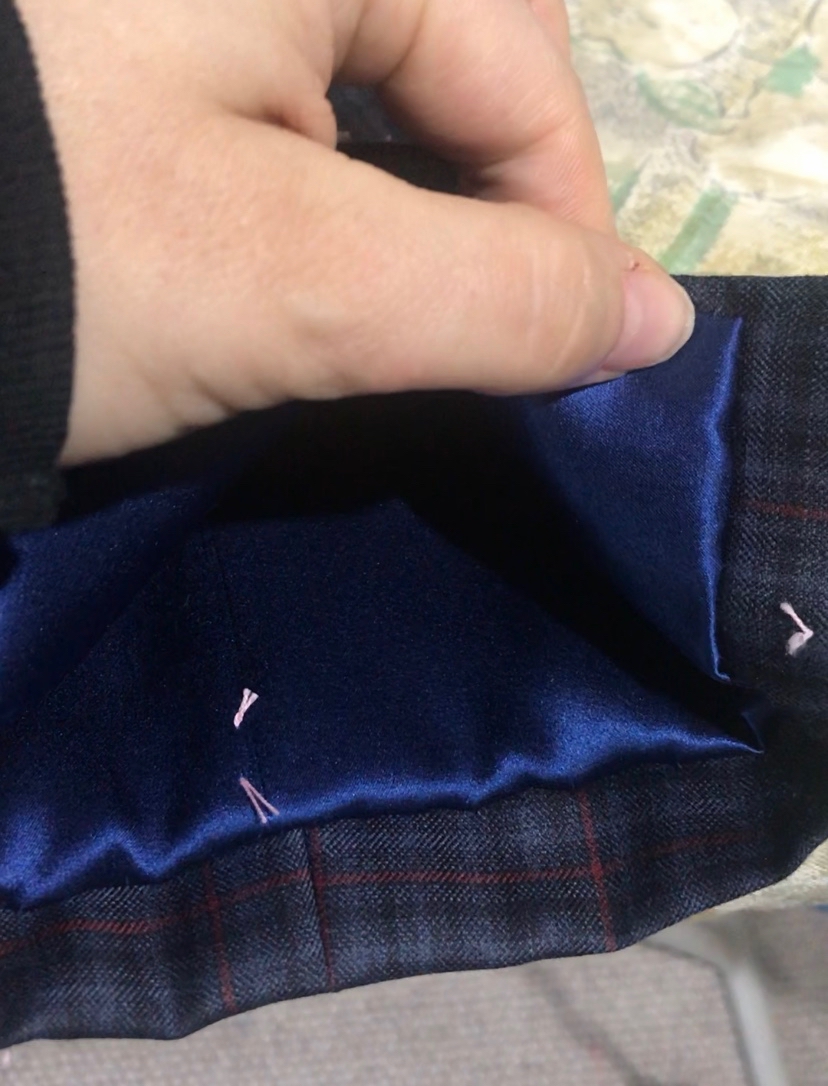 JuliaBobbin: Tailored Blazer PART 2 - Welt and Flap Pockets + Sleeves ...