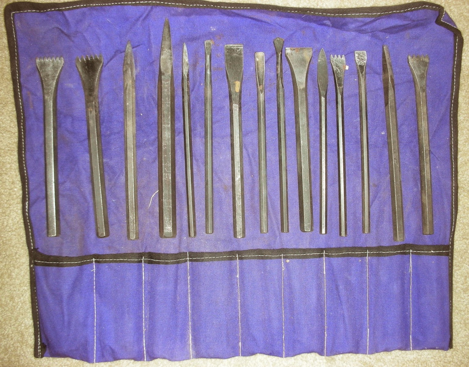 Trowel and Masonry Tool Collector Resource : Stone Chisels