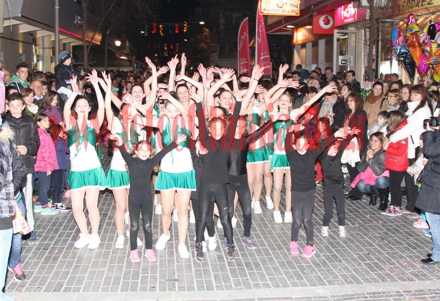 ΞΕΚΙΝΗΣΕ ΤΟ ΕΔΕΣΣΑΙΚΟ ΚΑΡΝΑΒΑΛΙ 2016 (VIDEO PHOTOS) | TASTV.gr | Τα νέα ...