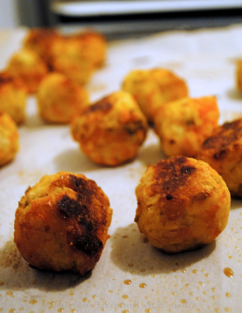 Curry-Kissed Tater Tots #BakingBloggers
