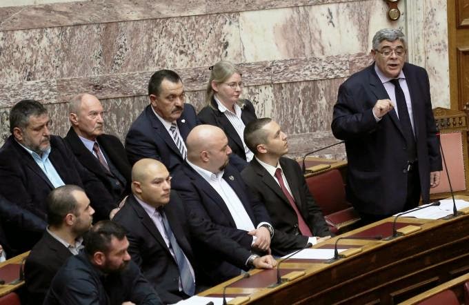 ΑΠΑΝΤΗΣΕ Η ΧΡΥΣΗ ΑΥΓΗ ΣΤΑ ΠΑΠΑΓΑΛΑΚΙΑ: ΣΥΝΕΧΙΖΕΤΑΙ ΤΟ ΒΡΩΜΙΚΟ ...