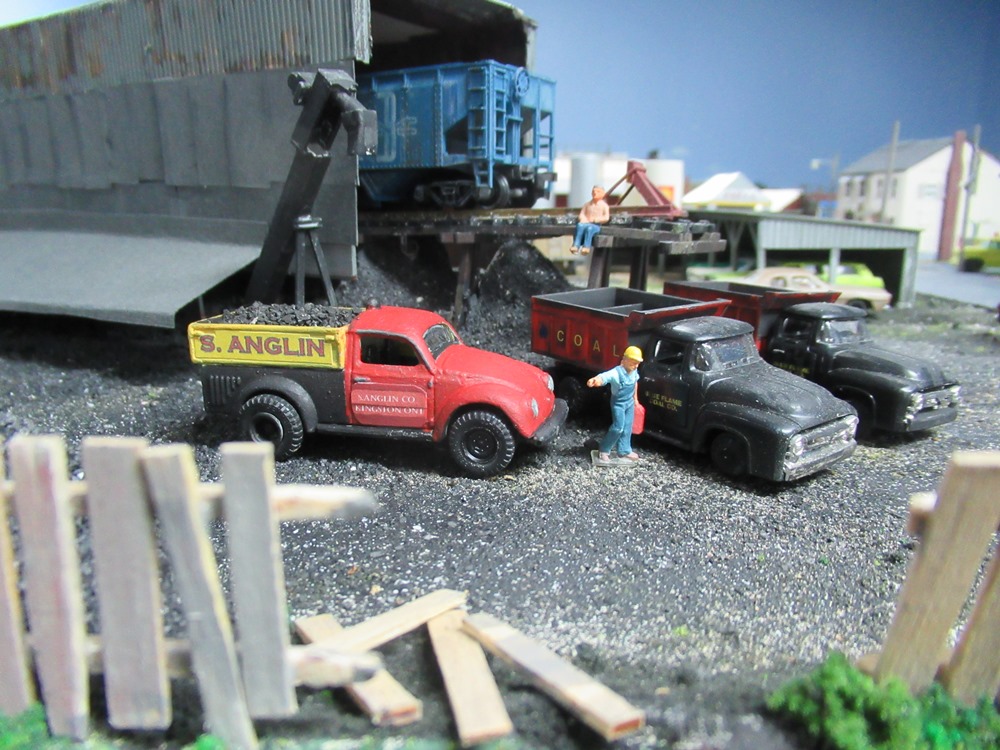 Kingston's Hanley Spur: Anglin Coal Truck and CD&D Hull Projects