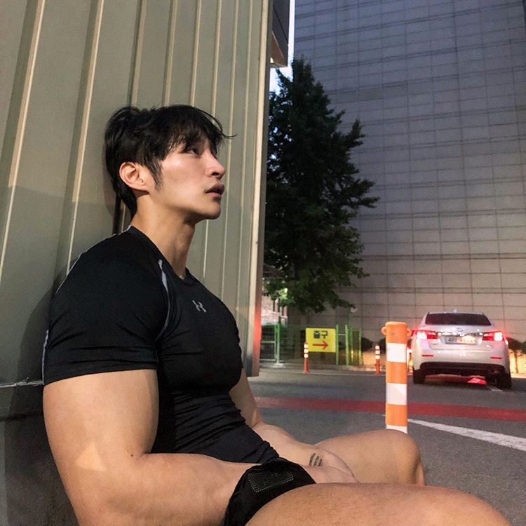 Muscle, Muscle, Muscle: Jun Cho