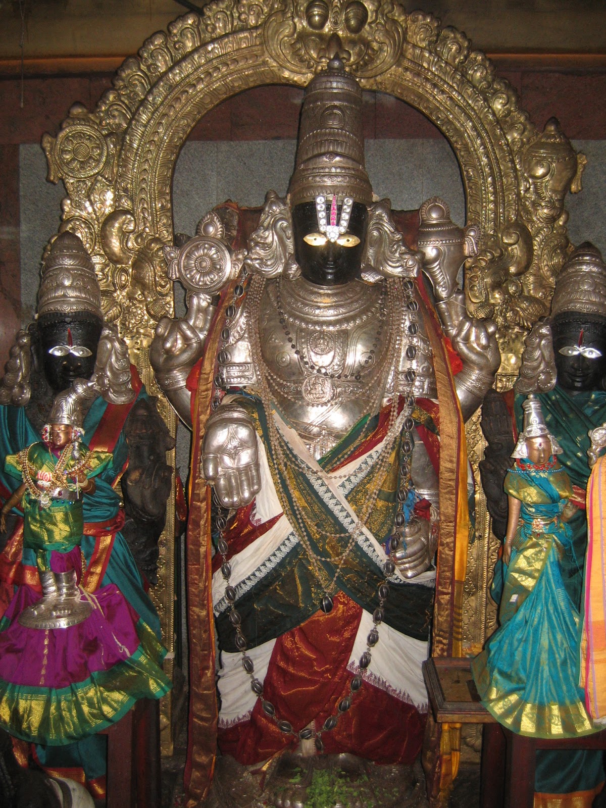 vasanthara: DEVARAJA PERUMAL TEMPLE, KANCHIPURAM