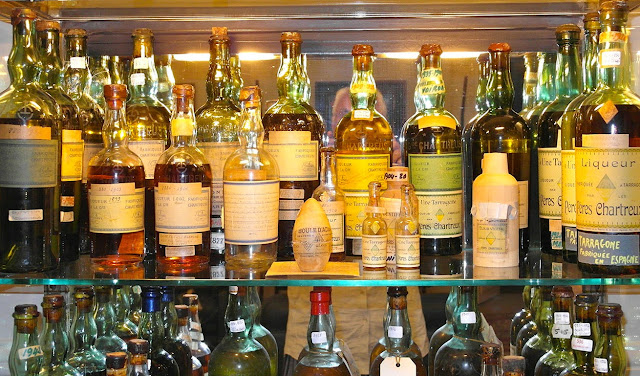 de la chartreuse: Chartreuse Collection - Claudie