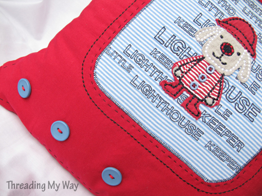 Threading My Way: Turn an Old Favourite T-shirt into a Cushion...