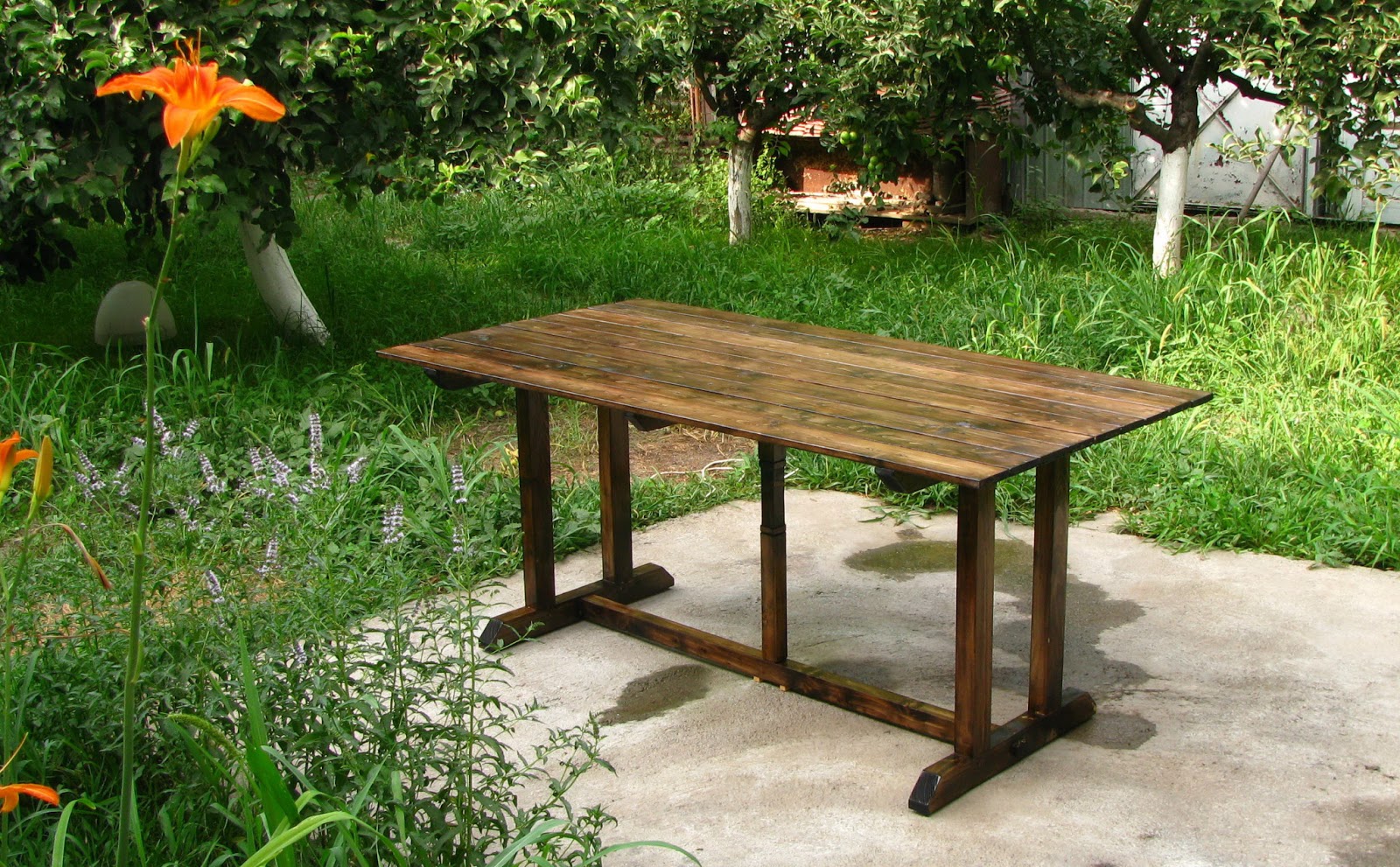 Masa de gradina