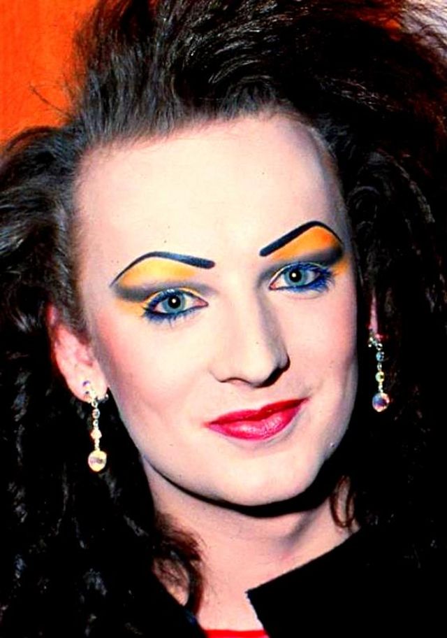 30 Flamboyant Photos of Boy George at the Height of His Fame During the ...
