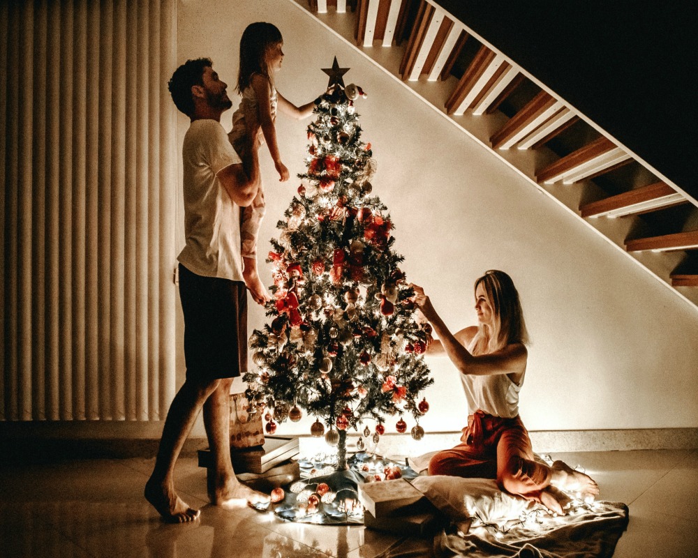 How To Avoid Feeling Overwhelmed At Christmas - Whimsical Mumblings