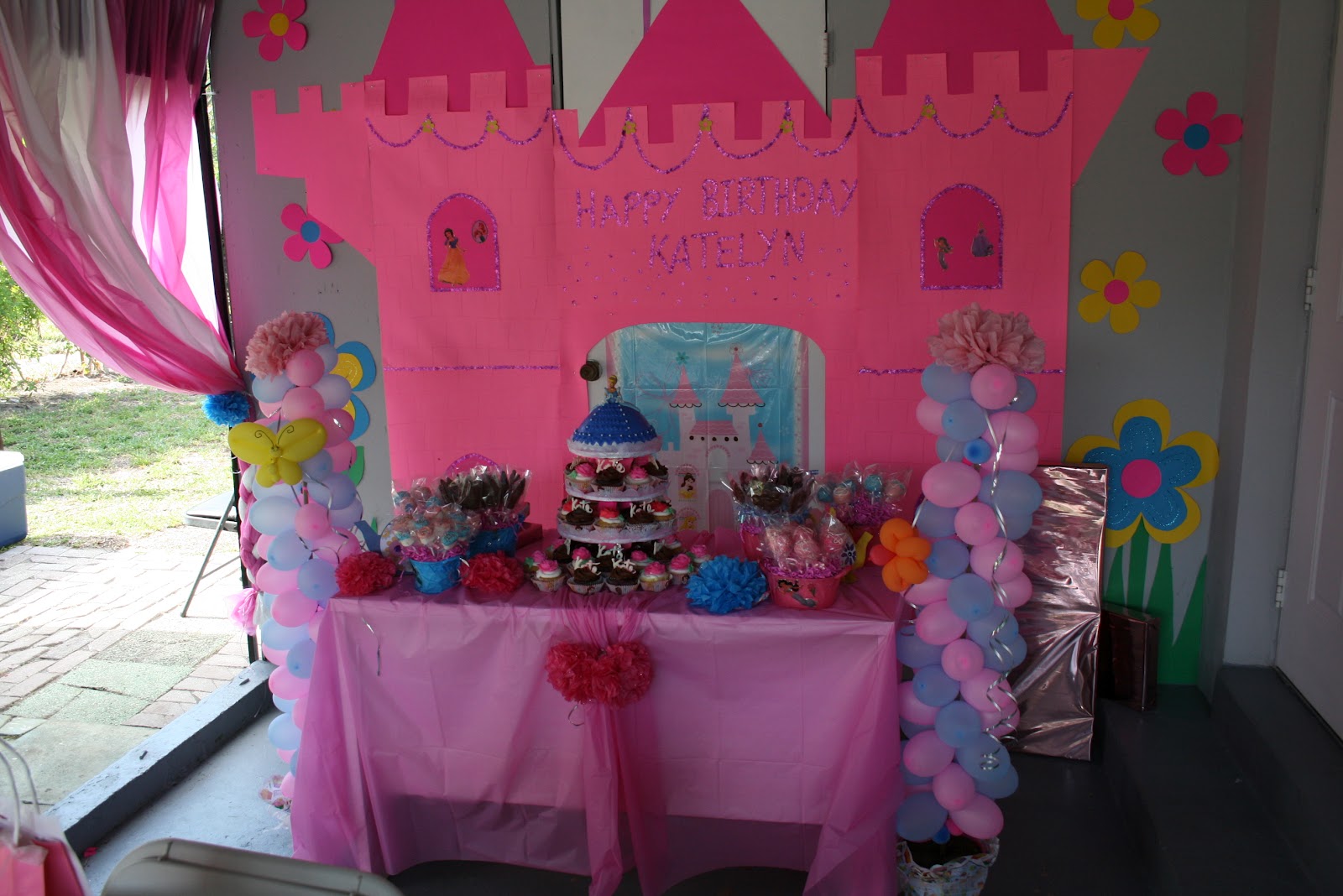 Getting ideas as i go along in life: "Disney Princess Decoration"