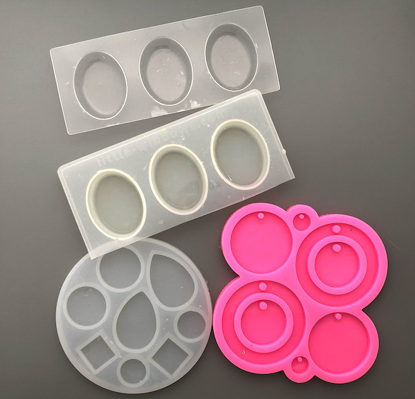 How to Make Complex Real Flower Resin Cabochons and Pendants | Plant ...