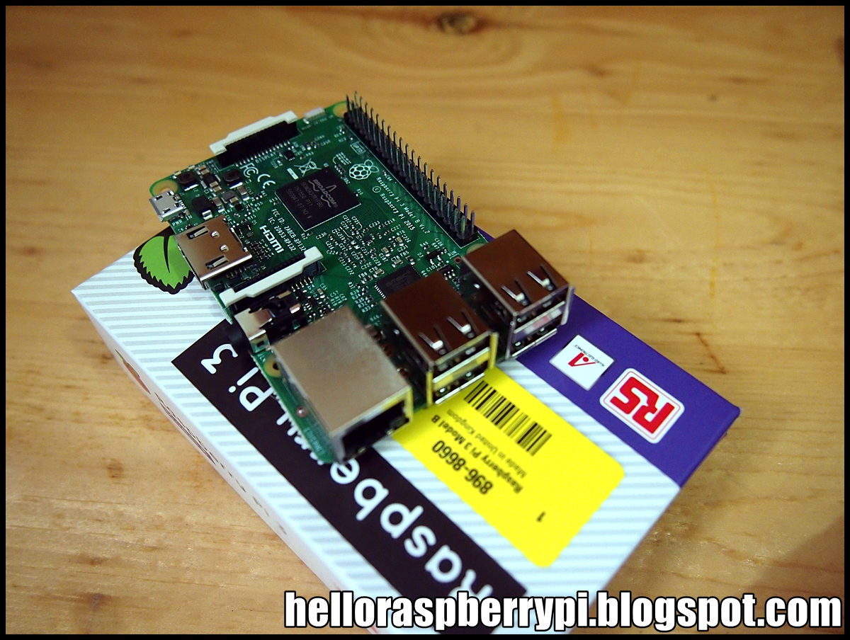 Hello Raspberry Pi: Raspberry Pi 3 open box and first boot Raspbian Jessie