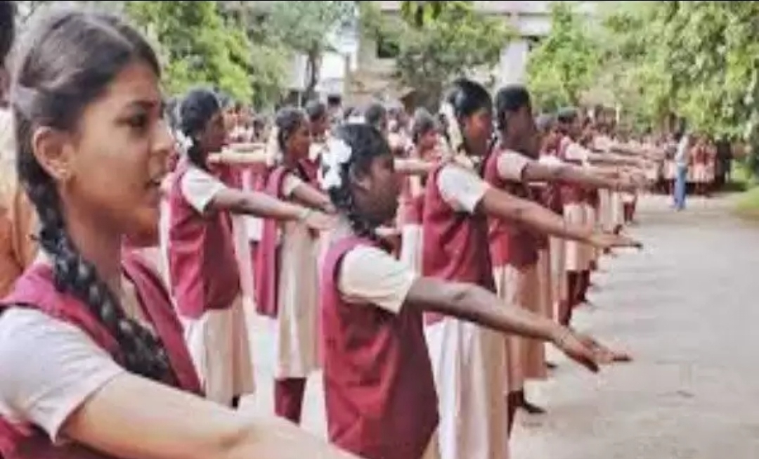 School Morning Prayer Activities 26 08 208 Kalvisiragukal Plus school-morning-prayer-activities-26-08-208-kalvisiragukal-plus