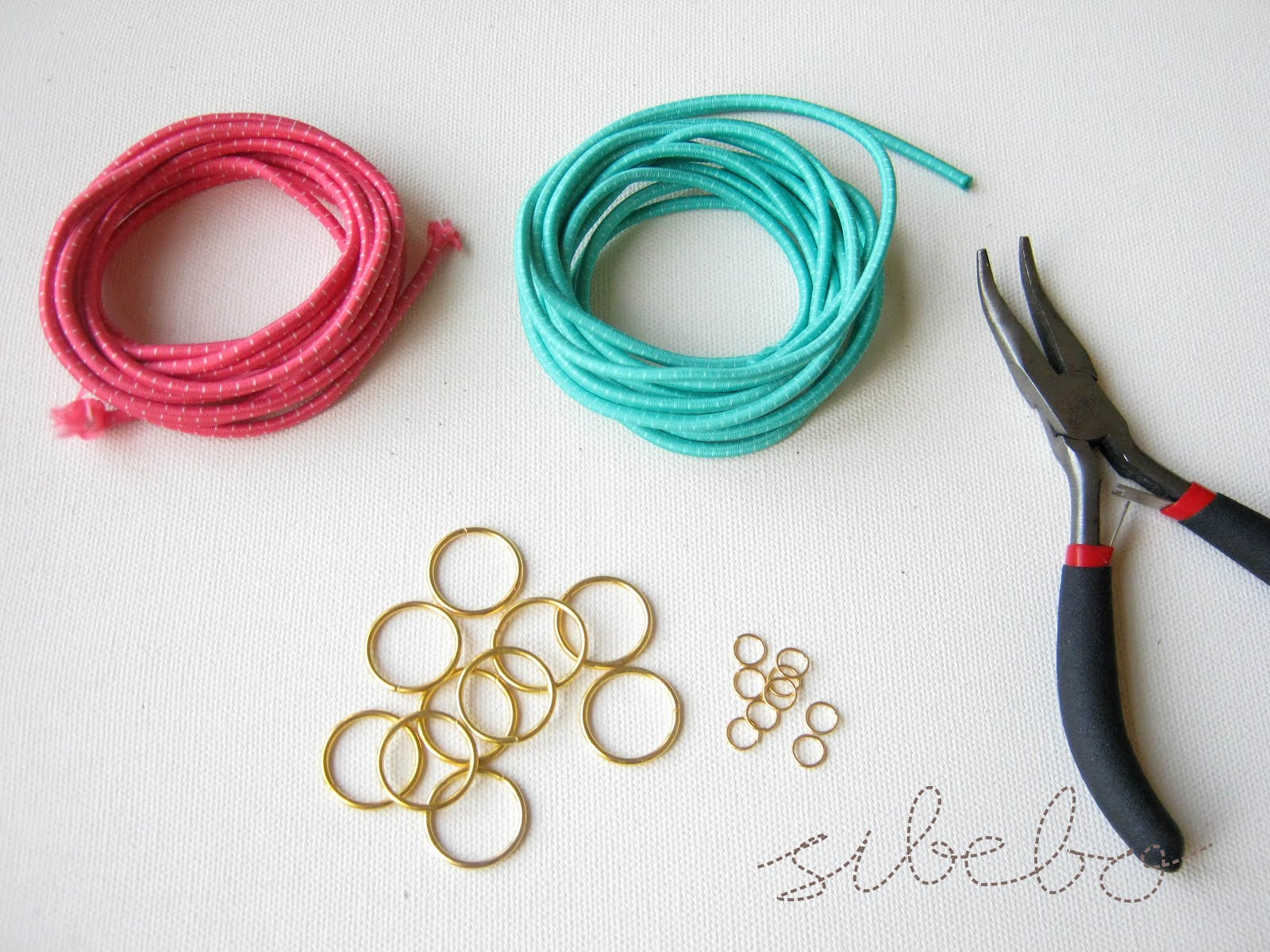 sibebo: DIY Loop Bracelet