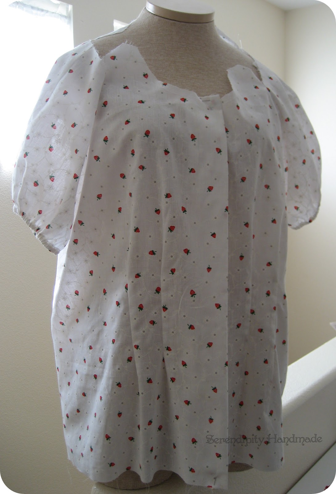 Serendipity Handmade: In Progress: Simplicity 2936 and Pauloa 901A ...