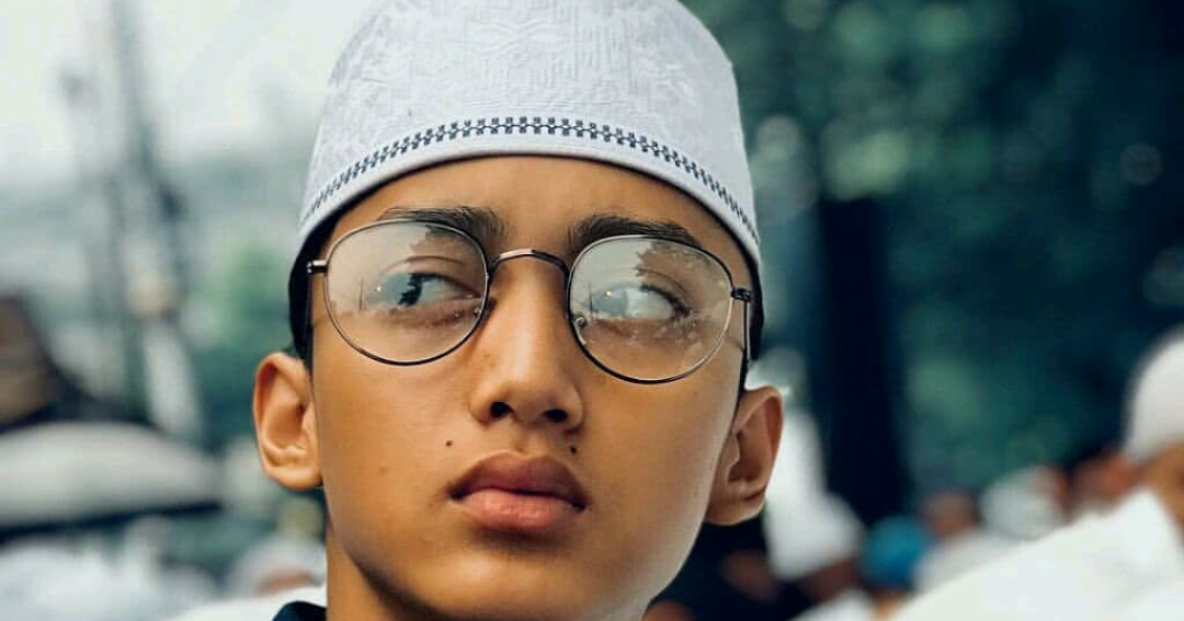 WAJIB GABUNG UNTUK FANSNYA AZMI