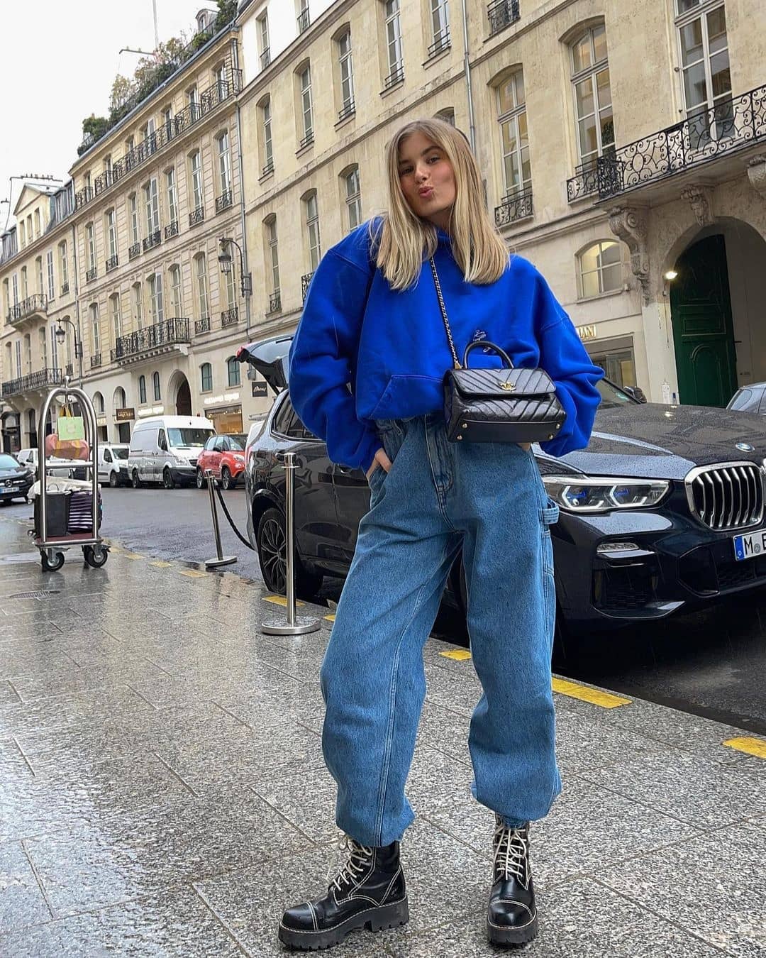 What to wear with blue jeans? 200 looks to inspire you! | Melody Jacob