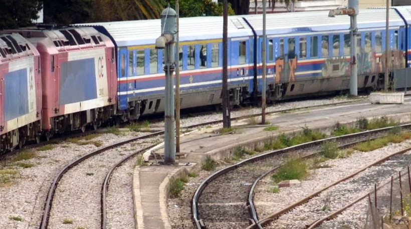 ΕΚΤΡΟΧΙΑΣΜΟΣ ΤΡΕΝΟΥ ΜΕ 230 ΕΠΙΒΑΤΕΣ ΣΤΗ ΦΘΙΩΤΙΔΑ... ΕΥΤΥΧΩΣ ΔΕΝ ΥΠΑΡΧΕΙ ...