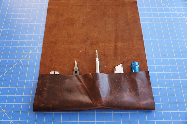 Leather Tool Roll Bag Tutorial ~ DIY Tutorial Ideas!