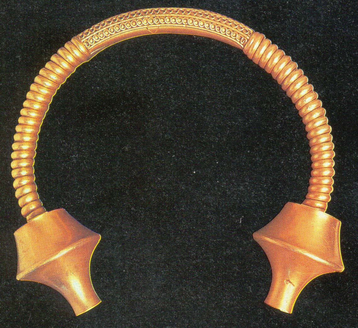 El Artesano Numantino: TORQUES