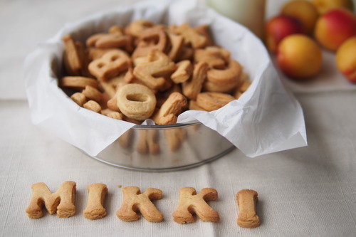 ALPHABET COOKIES - BAKE WITH PAWS