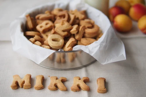 ALPHABET COOKIES - BAKE WITH PAWS