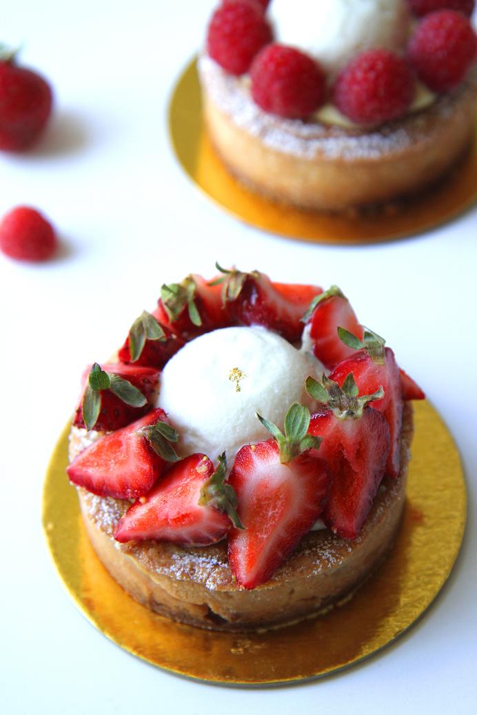 Gourmet Baking: Tarte aux Fruits Rouges