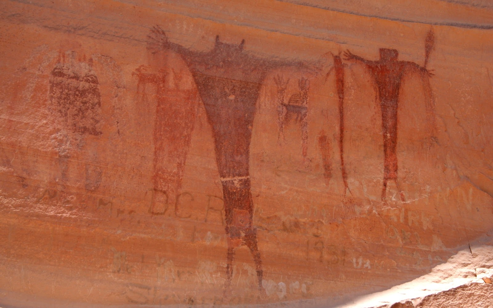 Utah Pictographs, Petroglyphs and Rock Art: Buckhorn Draw