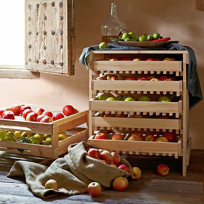 Little Homestead In Boise : Wood Five-Drawer Apple Rack Idea