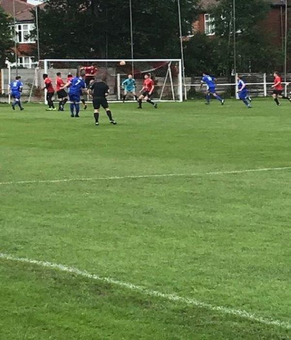 The Groundhopper: Whalley Range A.F.C. 7-2 Heyside FC