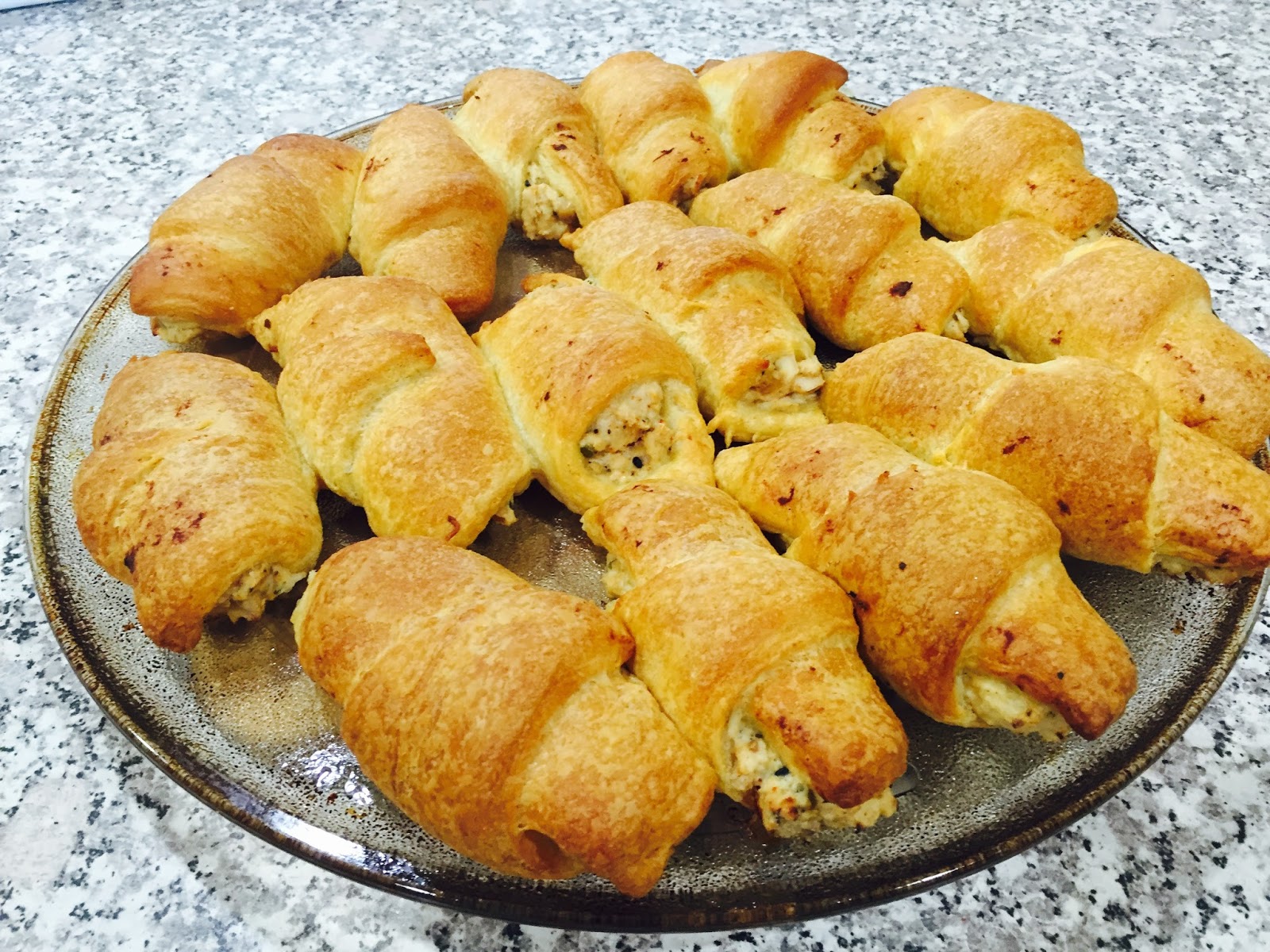 Love, Iris: Effortless Chicken Puff's