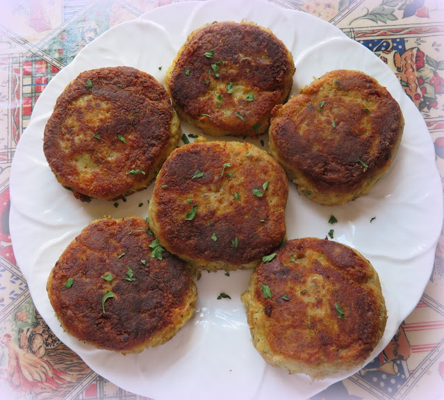 Down East Fish Cakes | The English Kitchen