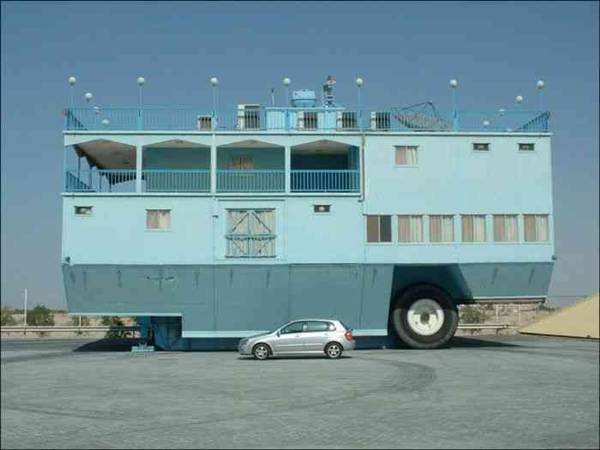 wOndor.blogspot.com: Giant Cars by Arab Sheik (13 pics)