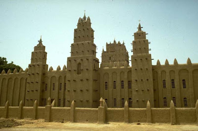 Dünya'nın Bütün Camileri: Pictures of Great Mosque-4, Niono, Mali