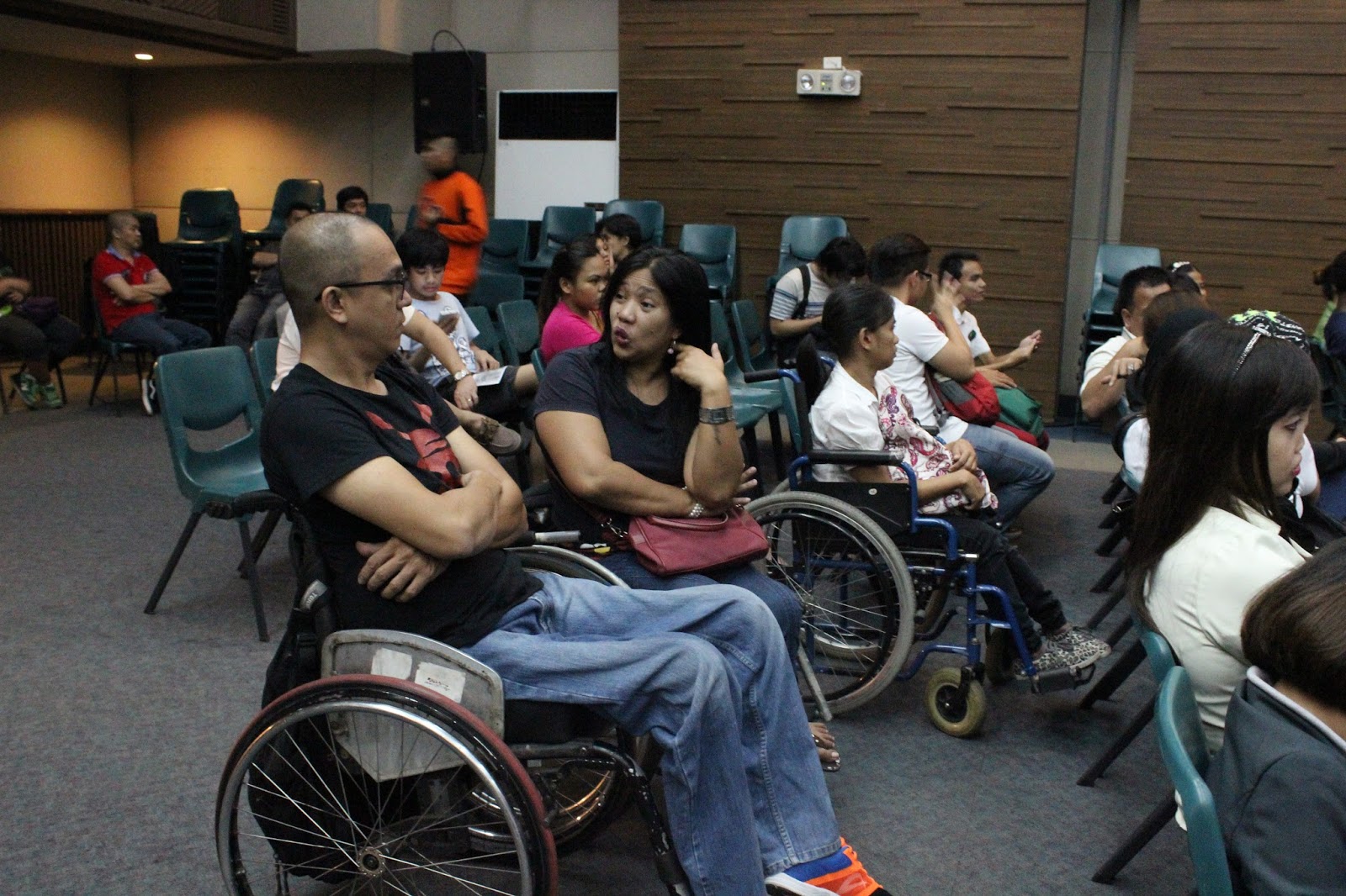 Deaf E-News: "APOLINARIO MABINI: The Sublime Paralytic" Premiere