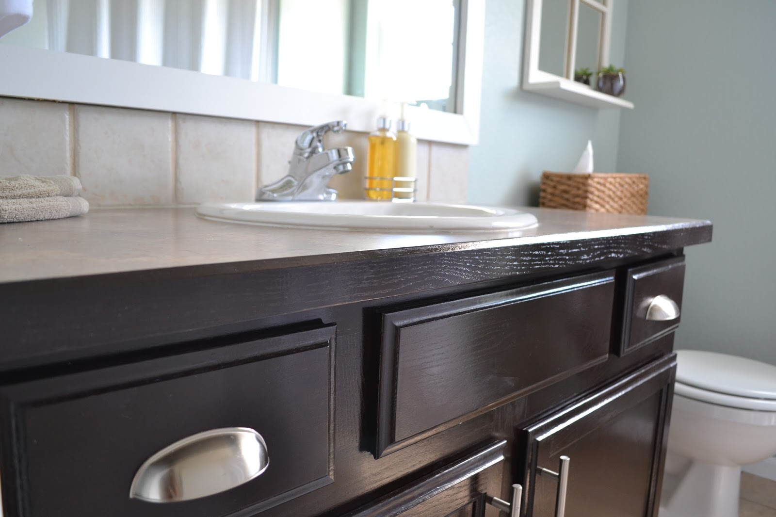 DIY Gel Stained Cabinets | willow creek drive