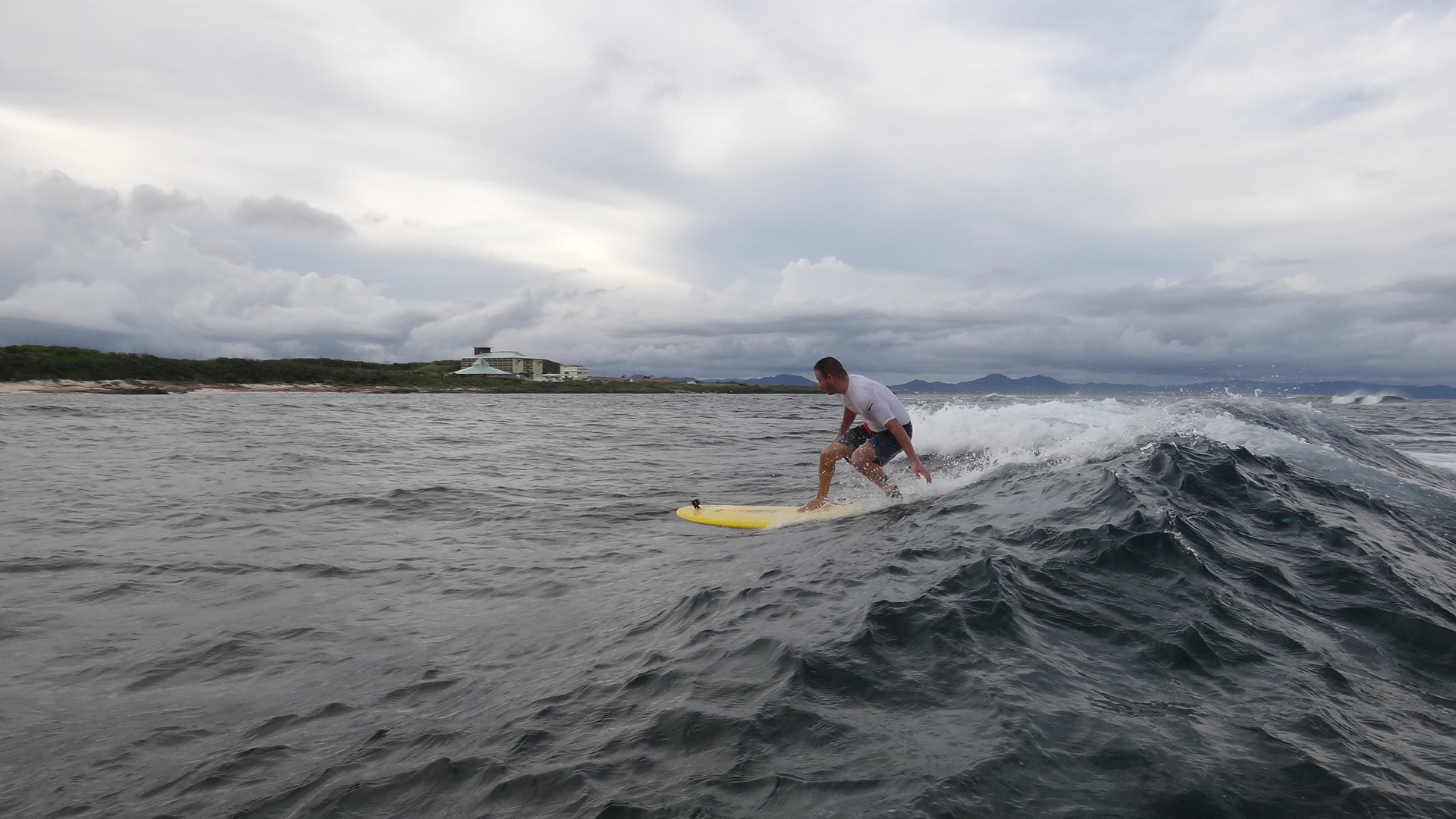 Happy Surfing Okinawa