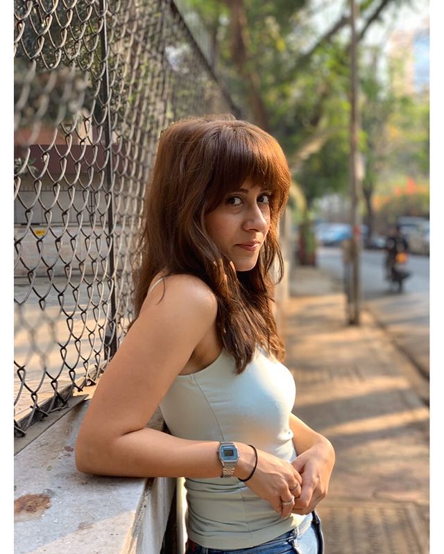 Sarah Hashmi Wiki Biography, Web Series, Movies, Photos Age, Height and ...