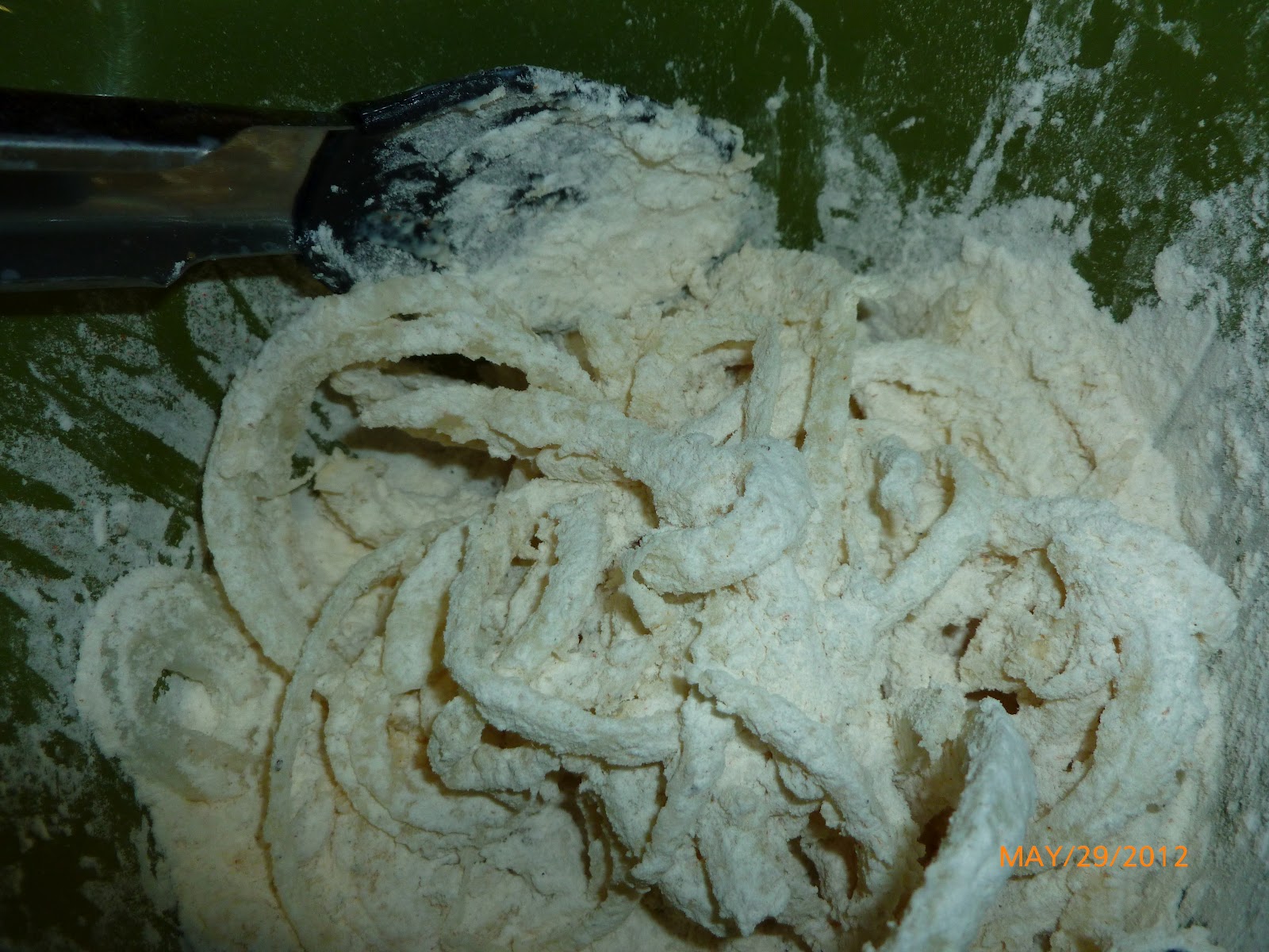 Cook, Create and unComplicate: Onion Tanglers