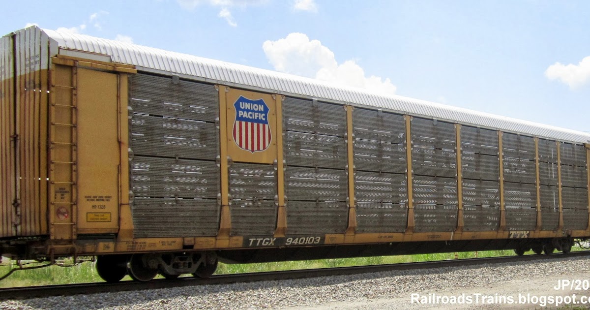 RAILROAD Freight Train Locomotive Engine EMD GE Boxcar BNSF,CSX,FEC ...