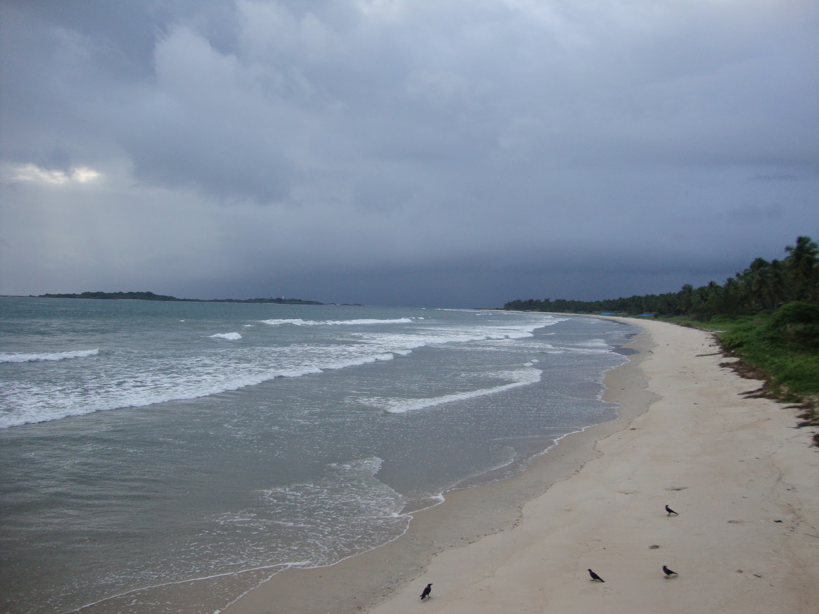 YENNAAR: Mattu Beach