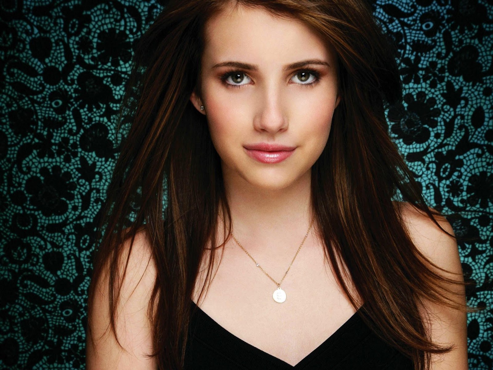 Masterpiece: Profil Emma Roberts