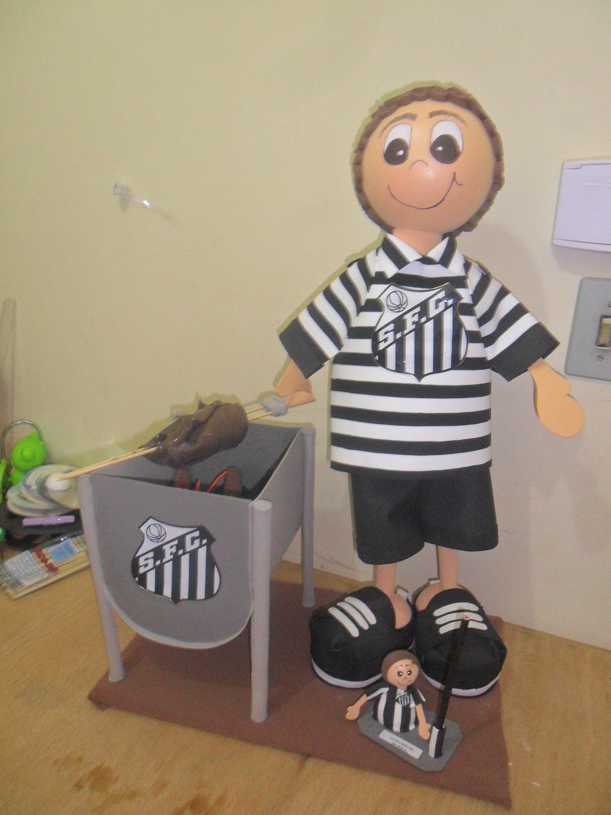 Adriana Herzog: Lembranças e boneco do Santos