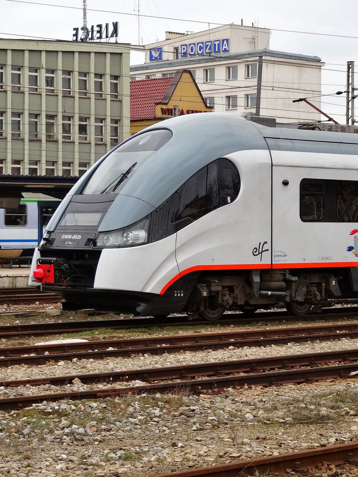 Świętokrzyskie Elfy. EN96-002 na stacji Kielce. | Kolejowe Kielce