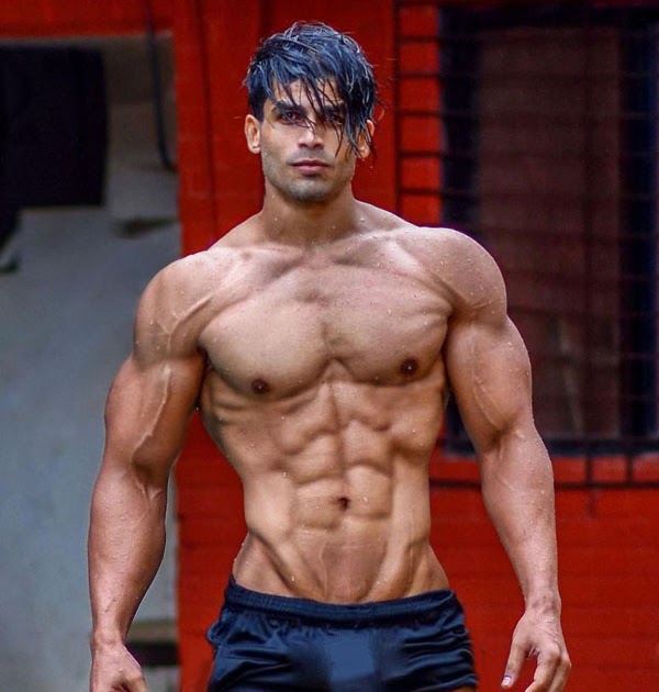 BUILT by tallsteve: Friendly But Lean