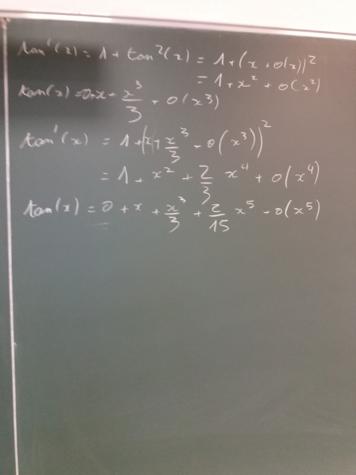 La math-à-outils: DL un peu plus de pratique + DL à l'aide d'une ...