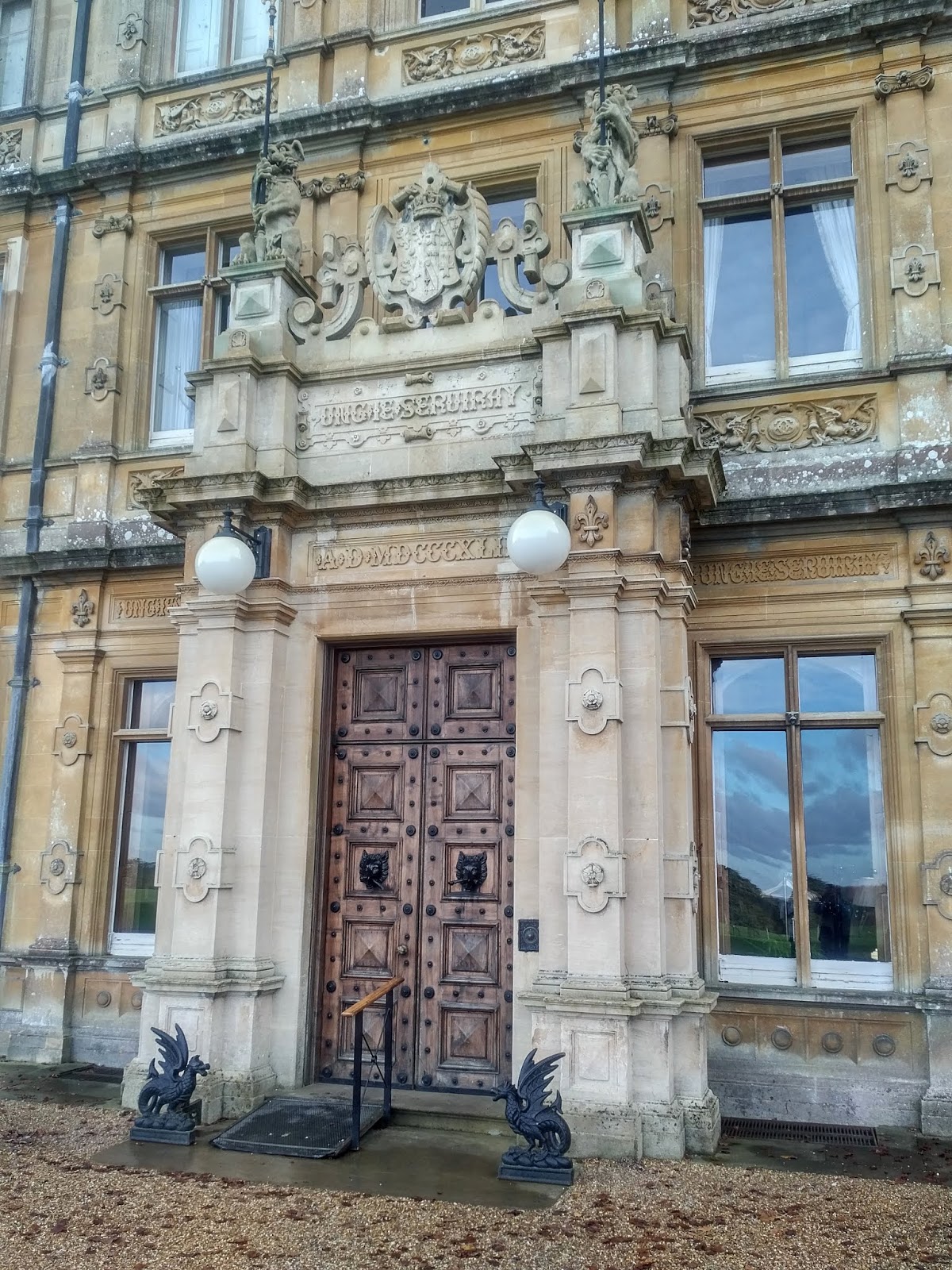 Roof of the day...: November 2018